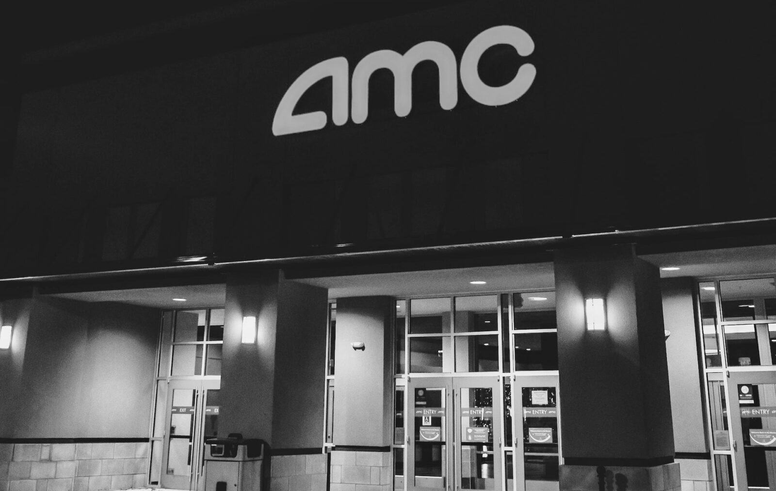 AMC Announces Stock Offering (Shares Plummet 37%) - 2025